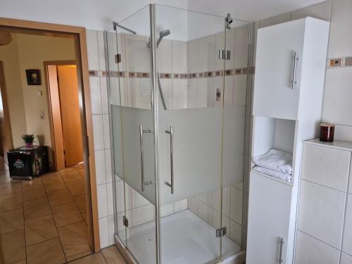 Sonniges Zimmer Im Einfamilienhaus - Berlín