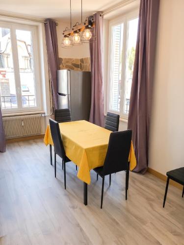 Appartement Confortable A La Bourboule, 64 M², Balcons Agreables - La Bourboule