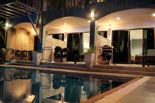 Friends Of Koh Samui 1 - Ko Samui