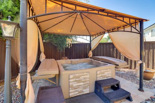 Near Temecula Wine Country! Socal Home W/ Hot Tub - Temecula, CA