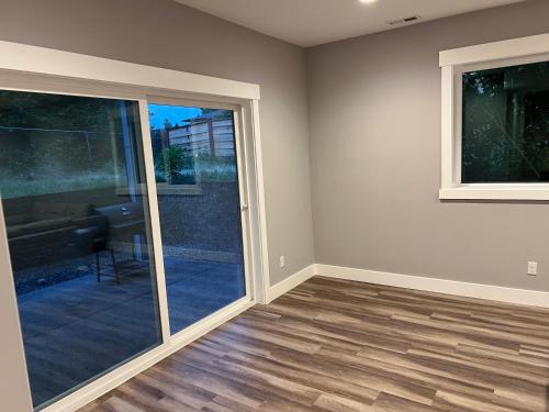 Rooms Near Seatac Airport On Bus Line - Kent, WA