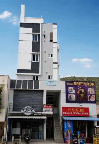 Venya Vihar Vizag Mvp Ac Deluxe 1 Bhk Studio Apartment - Visakhapatnam