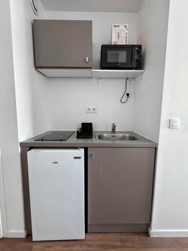 Studio Proche De Metro, 25 Min Centre Paris - Rosny-sous-Bois