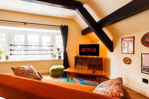 Comfy And Bright 1 Bedroom Self-catering Flat - Chester