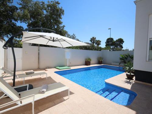 Premium 3-bedroom Villa With Private Pool Alicante By Turihome - 알리칸테