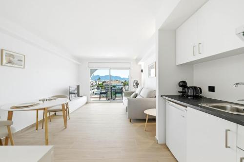 Awaydays - Studio 100m From The Beach With Wifi - Ampuriabrava