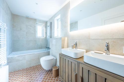 Renovated Provencal Villa With Garden - Antibes - Antibes
