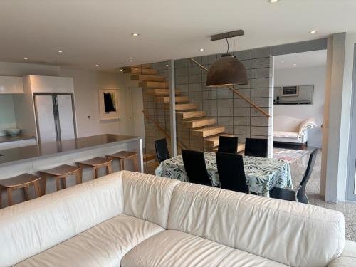 Island Bay Retreat - Wellington