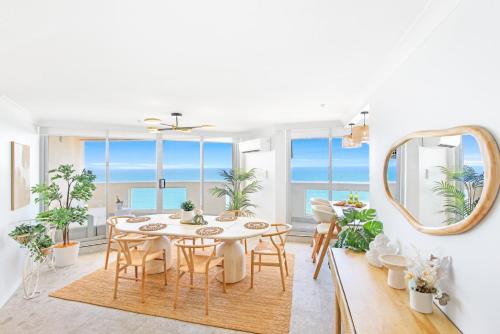 Welcome To Paradise Ocean Views From Every Room - Gold Coast