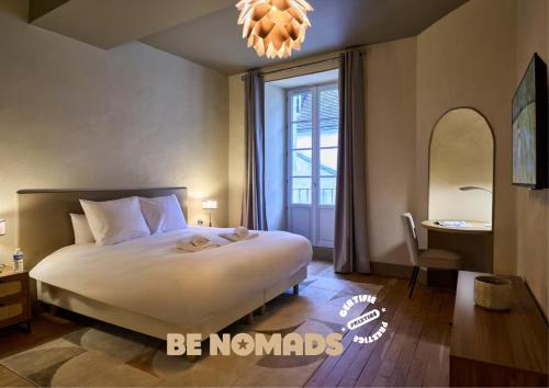 Appartement Vivier - Les Suites Du Palais, Parking Prive, Vue Cathedrale, 2 Chambres - Nevers
