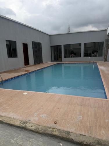 Max Heights - Lagos