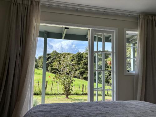 Lulu's Cottage By Native Forest - Auckland