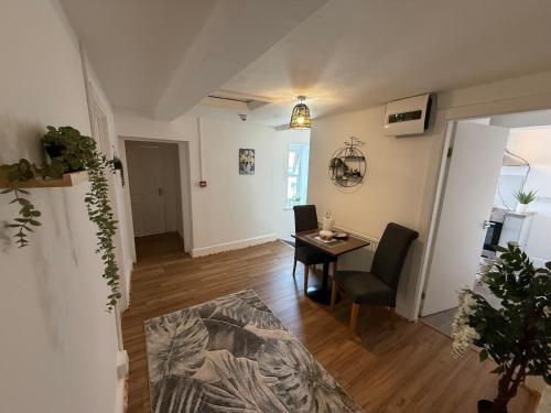 Grande Italia Rooms Comfort Italian Hospitality 4 - Stroud