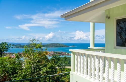 Elegant Villa With Sea View In Victoria - Mahé