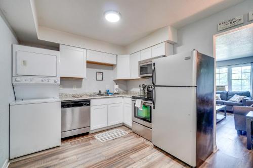6 Mi To Downtown & Ut! Convenient Knoxville Apt - Knoxville, TN