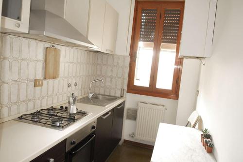 Viareggio Seaside Apartment Private Parking And Air Con - ビアレッジョ