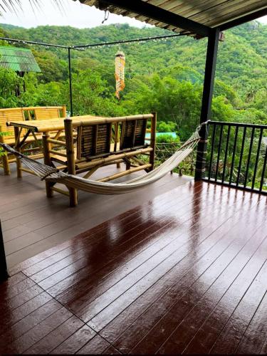 Thip Bungalow Family Room - Ko Tao