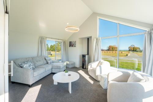 Geraldine Gem - New 1 Bedroom Executive Home - Geraldine