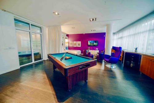 Miami Lovely Romantic Garden Apartment With Whirlpool - Prague