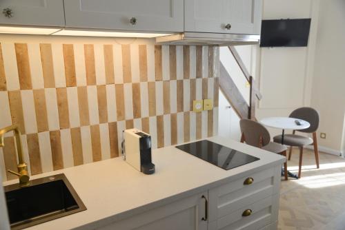 Chic Parisian Studio - Gare de Nice Ville