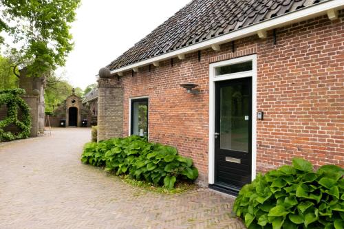 B&b Stinzenflora - Gezellige Accommodatie Tussen Groen En Historie - Leeuwarden