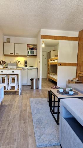 Studio Avec Vue Imprenable Sur La Montagne A Isola, 25 M². - Isola