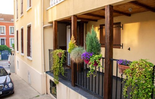 Appartement Cosy A Rosny-sous-bois 42 M² Avec Parking - Rosny-sous-Bois