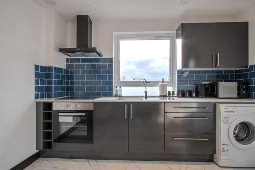 #175 Chaplin House - Modern Stay - Sleeps 3 - Warrington
