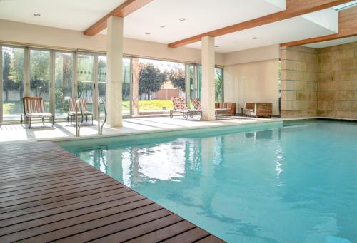 Spacious Villa In Santo Tirso With Private Pool 850 M² And Jacuzzi - Santo Tirso