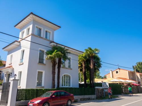 Beautiful Holiday Home In Po De Llanes With Sea View - Asturias