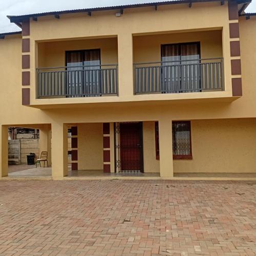 Legae Bnb And Accommodation - Klerksdorp