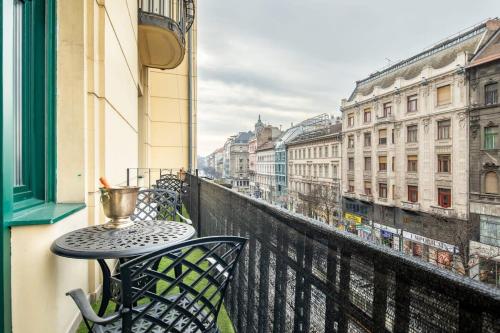 Extreme Central Modern Luxury With Balcony - 布達佩斯