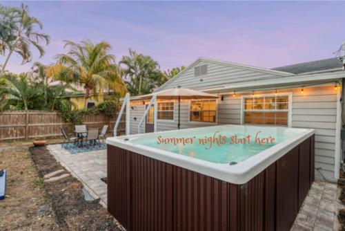 Riverbend Cottage - Bradenton, FL