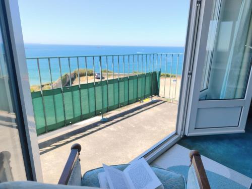 Apartment Le Grand Lambert By Interhome - Saint-Lunaire