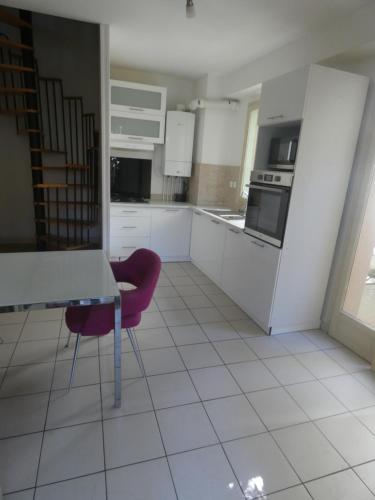 Maison De Ville Arboree Avec Cachet - Nanterre