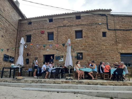Albergue Oasistrails For Pilgrims On Camino De Santiago - Navarra