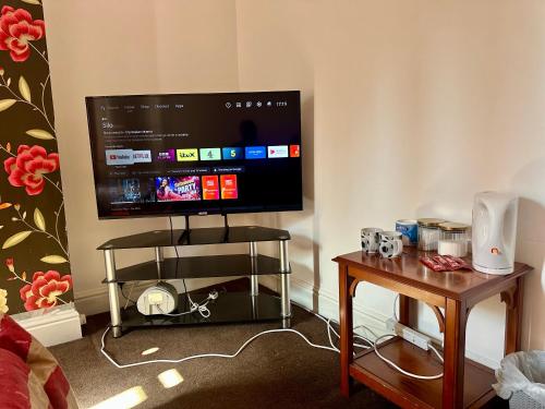 1 Bed & Breakfast West Brom - 伯明翰