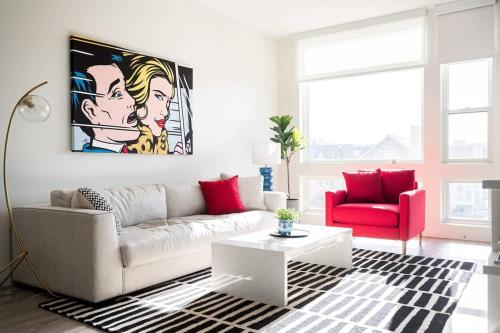 Art-inspired Loft With Mountain View - Zuni Lofts - Denver, CO