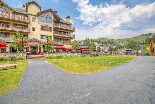 Slopeside Retreat - Ski In Ski Out - Beaver Creek - Beaver Creek, CO
