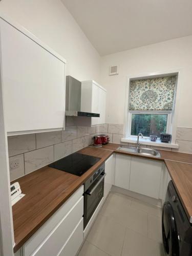 Foxglove Suite At Elmwood House - Nottingham