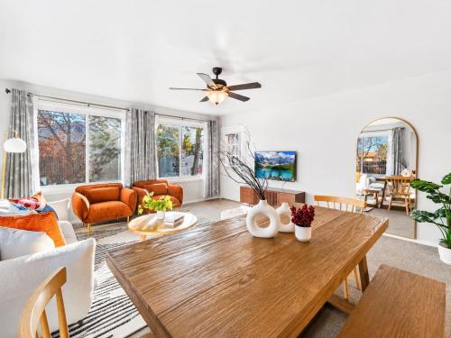 Modern Stay Home With Game Rooms, Near Olde Town Arvada - Arvada, CO