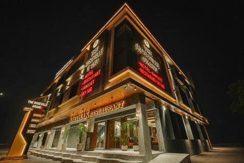 The Roseville Grand Near Chandigarh University-rayat Bahra University Kharar Chandigarh - Kharar