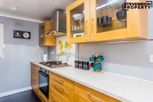 Newly Refurbished Flat Parking 2 Bedrooms 4 Guests - Newcastle upon Tyne