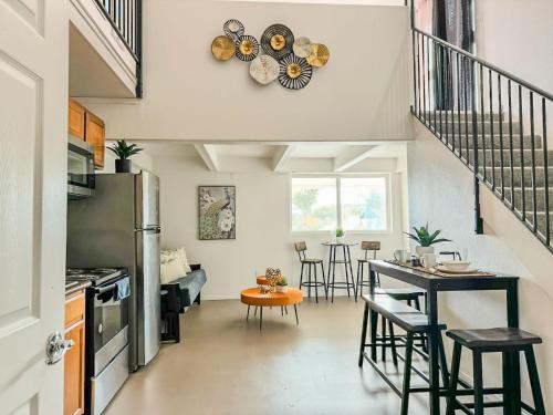 Little Italy Modern Lofts - San Diego, CA