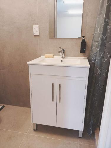 1 Double And 1 Sofa Bed, Chalet B - Rotorua