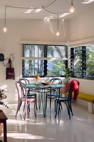 Midcentury Daydreams - Byron Bay