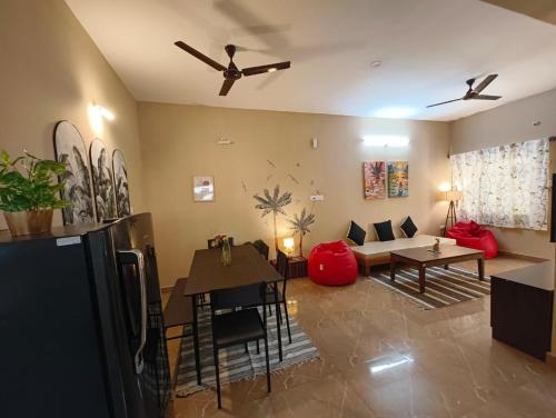 Urban Boho Retreat - Spacious 2 & 3bhk Apartments Near Kr Puram - Bangalore