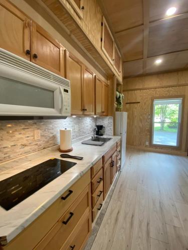 Tiny Home In Lawrenceville - ローレンスビル, GA