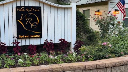 Bed & Breakfast On White Rock Creek - Waco, TX