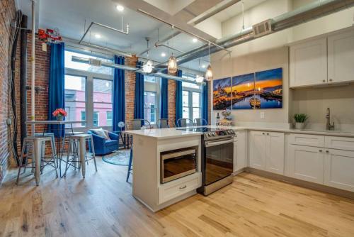 The Majestic Lofts - Bridgestone Arena